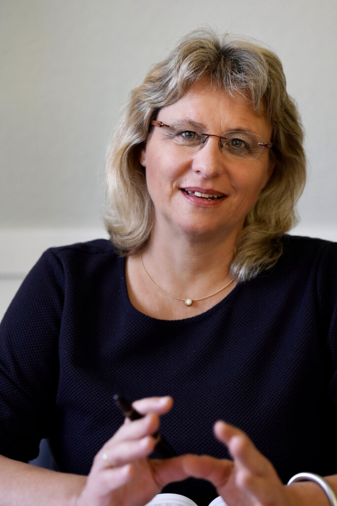 The History of KWD | HIX Publishing